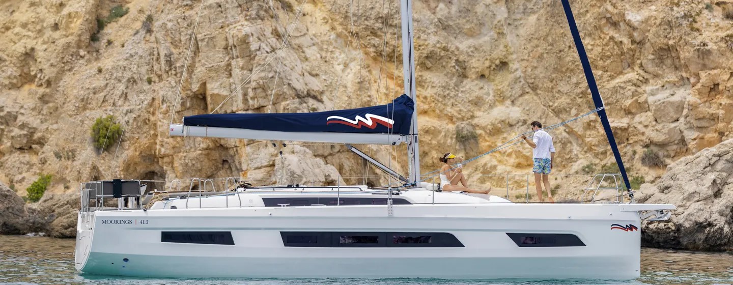 Moorings 41.3 – 3 cabin Exclusive Plus St. Martin | Ed Hamilton & Co.