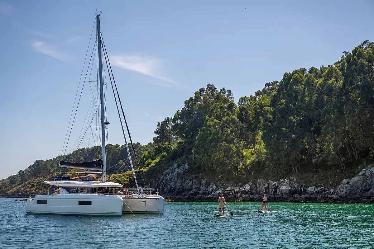 Lagoon 43 – Har Bar | Ed Hamilton & Co.